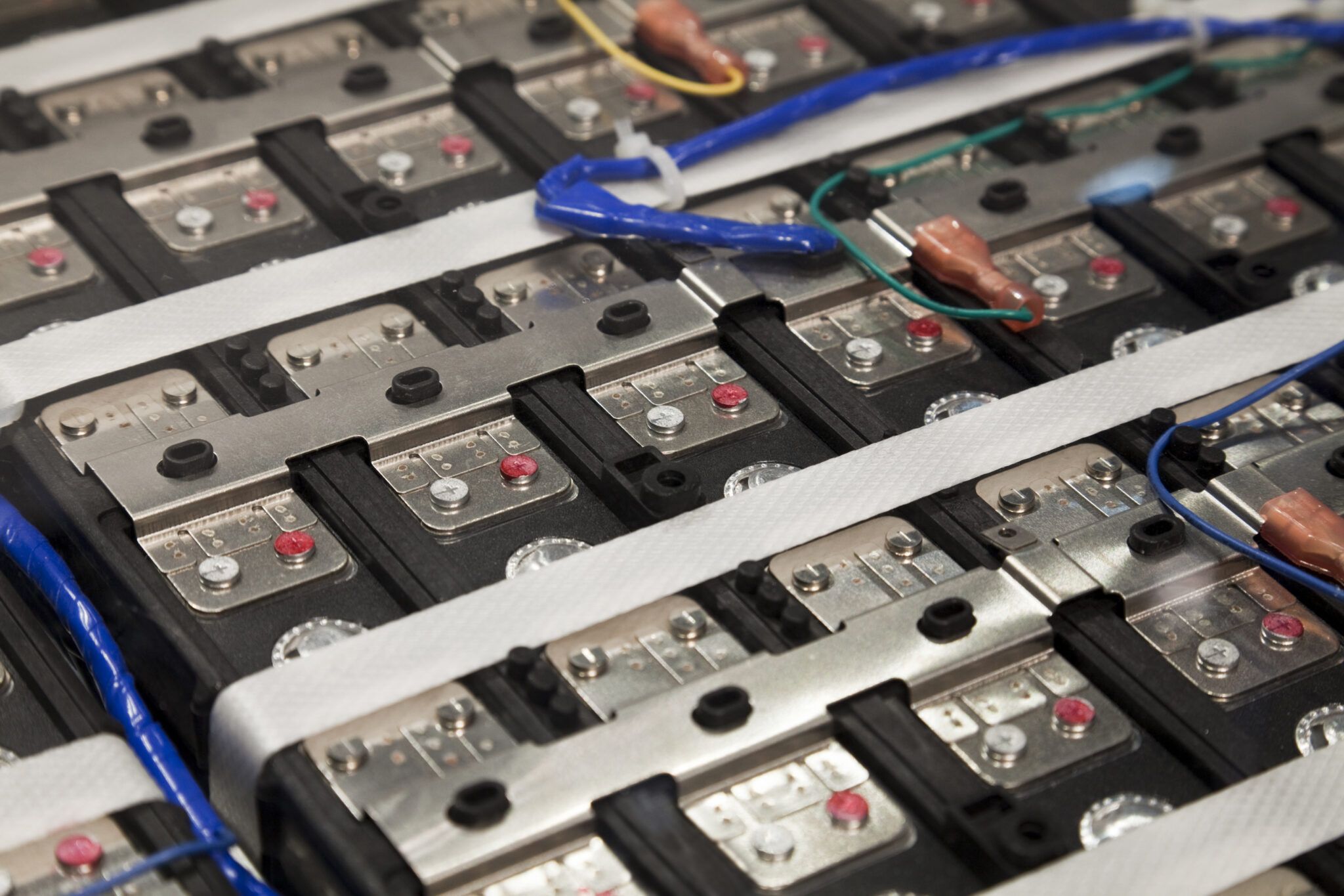 The Intelligence Behind Modern Battery Systems | UW-Madison